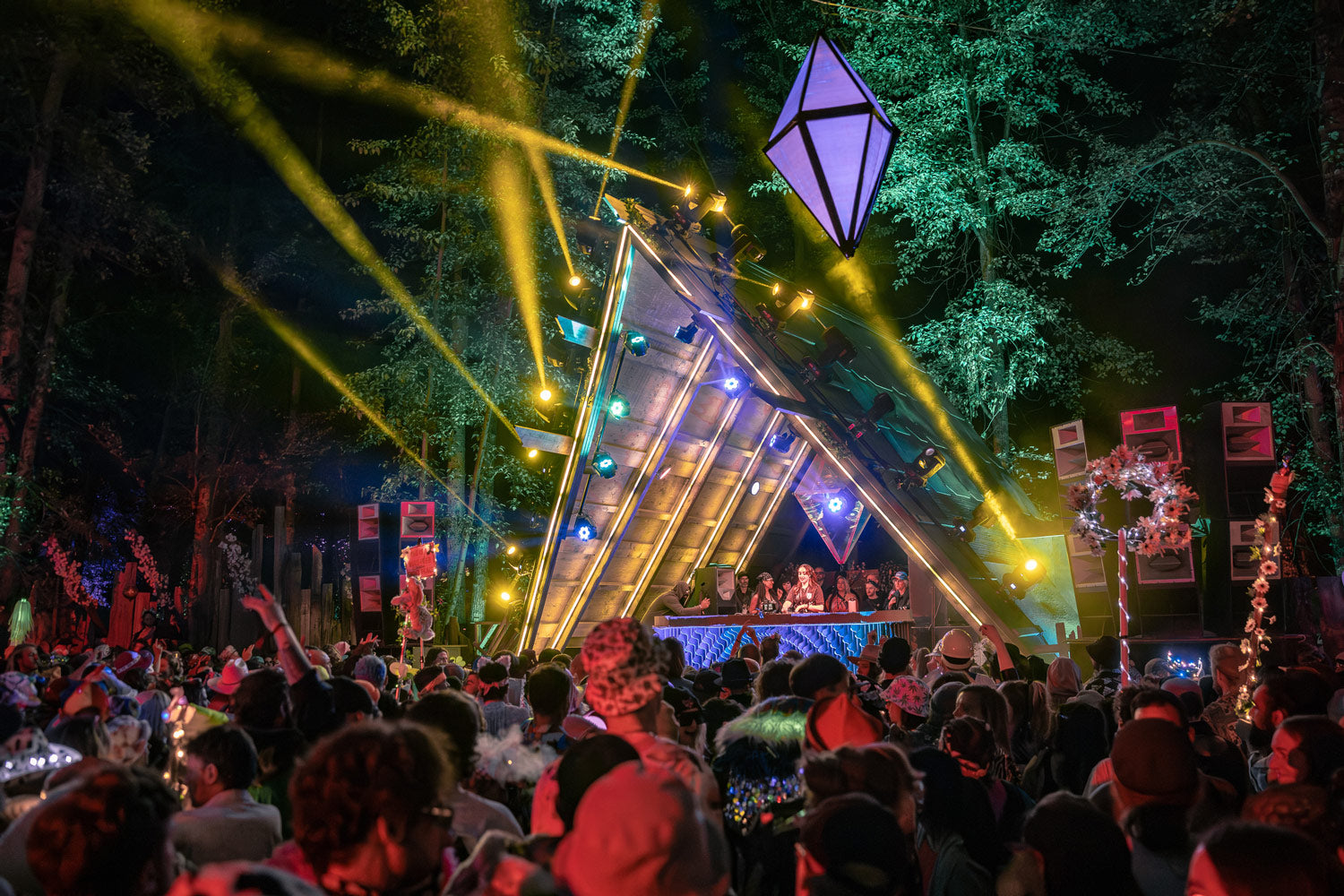 Bass Coast Electronic Music and Art Festival – Bass Coast Project